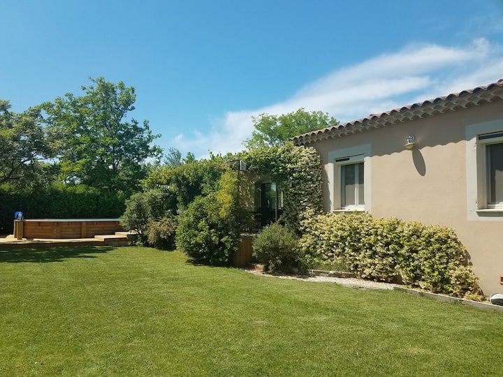 Belle Villa Avec Grande Piscine (3 éToiles) - L'Isle-sur-la-Sorgue