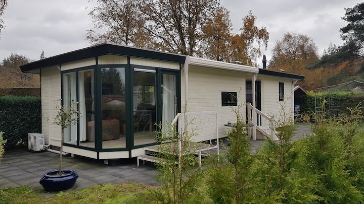 Gezellige Ruime En Moderne Chalet Met Zonnige Tuin - Ermelo