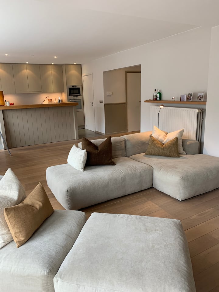 Prachtig 3 Slaapkamer App Zeezicht+parking - Brügge