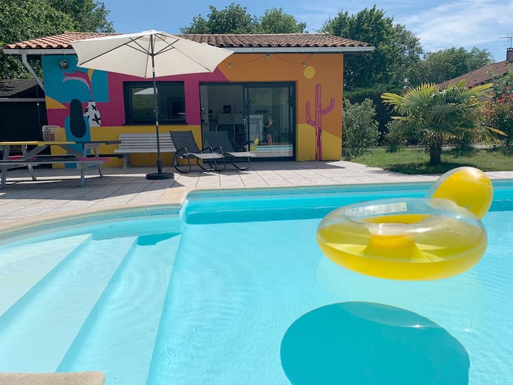 Jolie Guest House Confort Avec Piscine Chauffée - Saint-Médard-en-Jalles