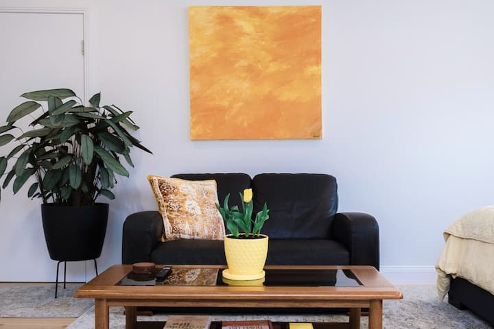 Port Fairy Bnb - The Yellow Suite - Port Fairy