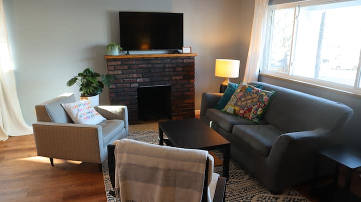 Cheerful Craftsman In Walkable Wallingford - Seattle, WA