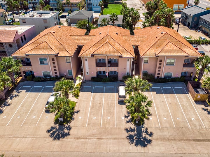 Unit 6 Cara De Sol - 2 Bedroom/2 Bath - South Padre Island, TX