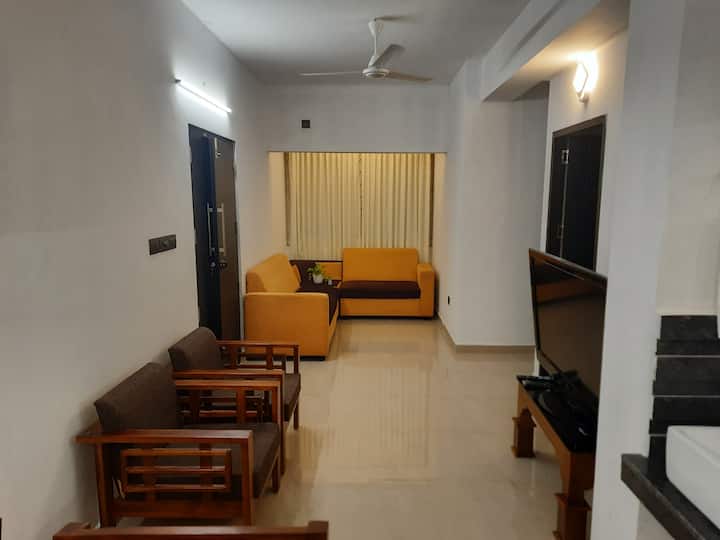 Apartment Hotel (A) At Kundanoor, Kochi - Kochi, India