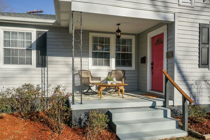 Lindley Park Cozy 3 / 1 Cottage - Greensboro, NC