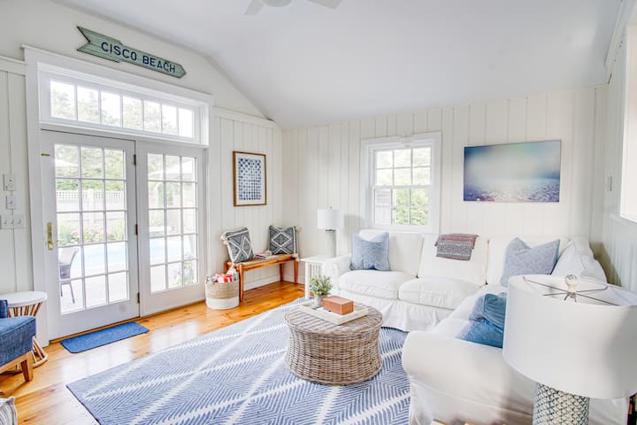 Family-friendly 5bd W/ Pool, Patio, Central Ac - Nantucket, MA