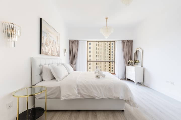 #S18 Spacius Beachfront 2br In Jbr | Pools + Tram - Dubai