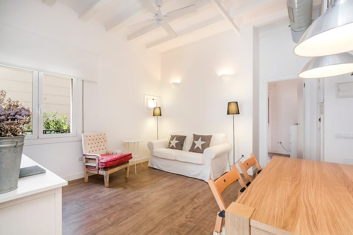 Hi Guests Vacation Homes - Wonderful Cosy Apt Near The Beach - Barcelona