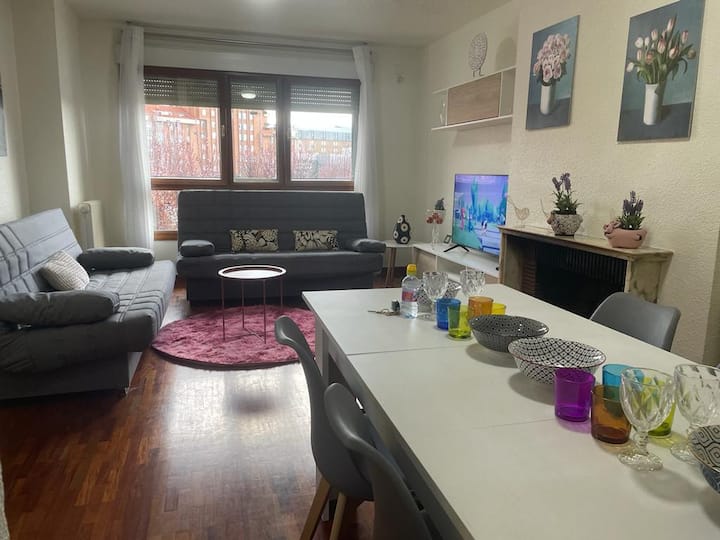 "Soria Me Gusta" Es Una Acogedora Casa Completa - Soria