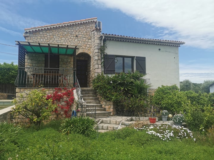 Villa Spacieuse Avec Jardin Et Piscine - Juan-les-Pins