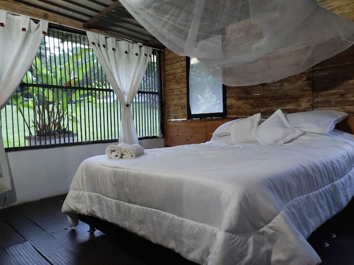 Sunshine House. Linda Casa De Campo En Villeta - 