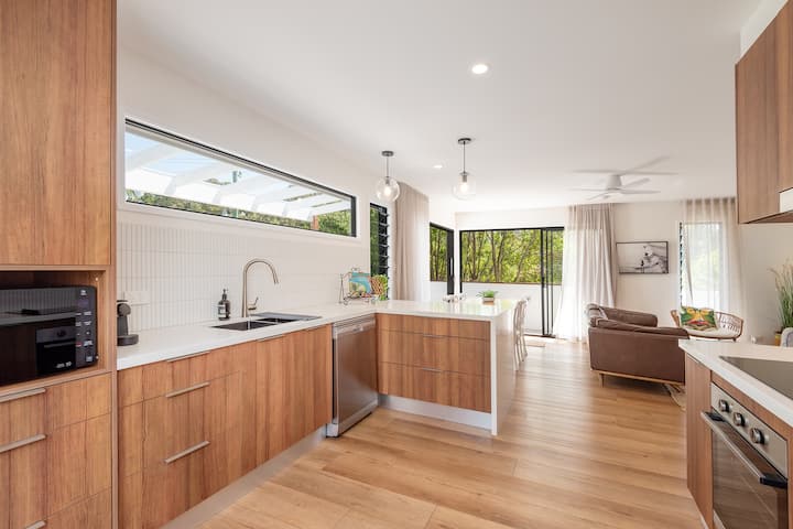 3 Sandy Bottoms Noosa Heads Luxury Suite - Queensland