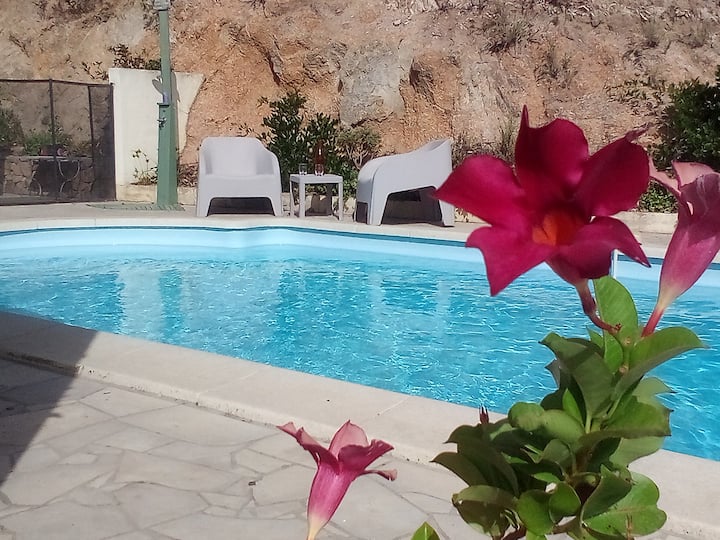 Rez De Villa Au Sud D'ajaccio à 3mn Des Plages - Porticcio