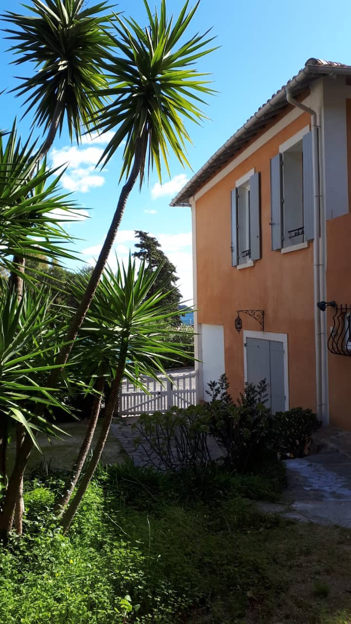Maison Familiale Au Bord De Mer - Le Lavandou