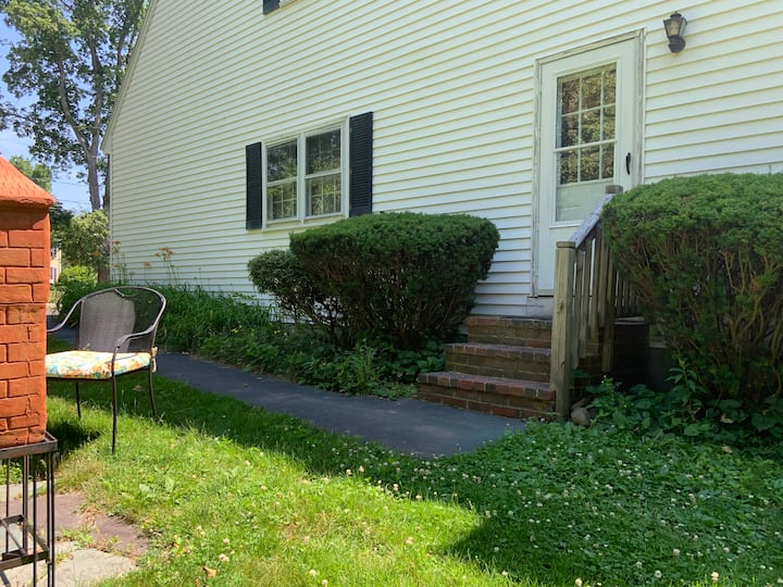 Seacoast Guest House - Exeter, NH