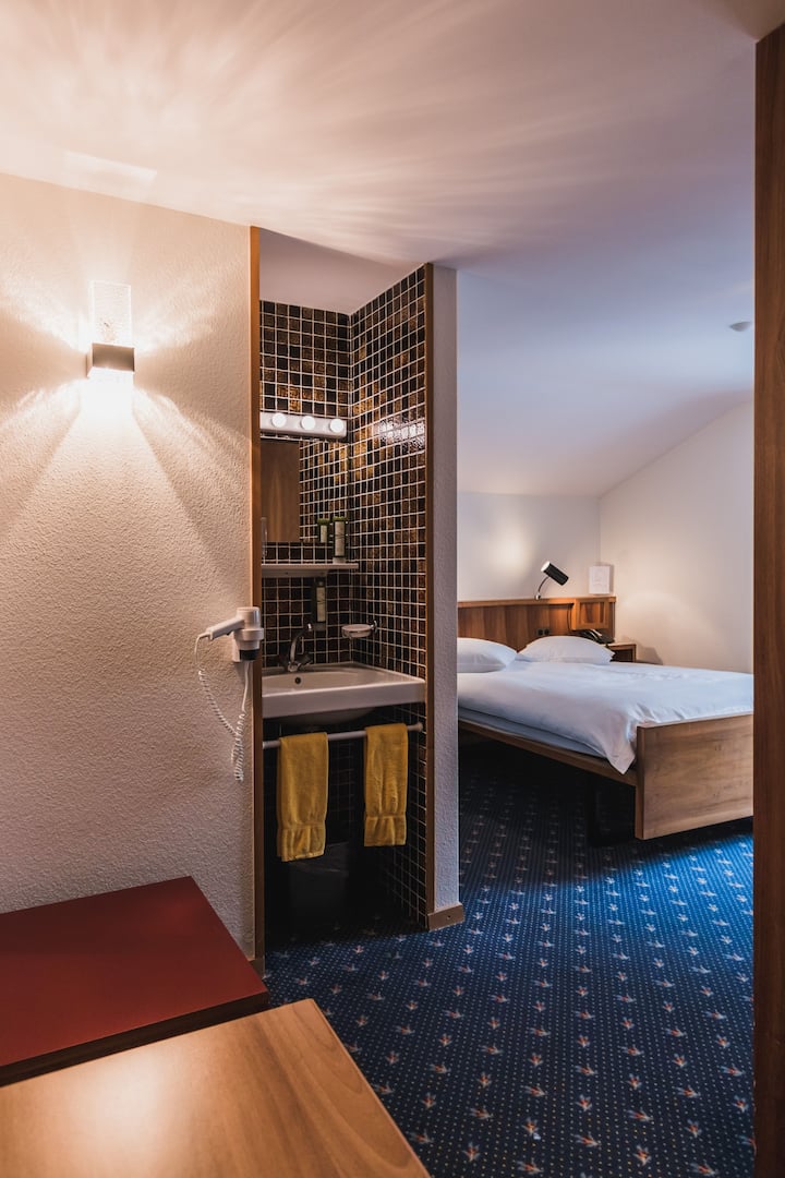 Kleines Doppelzimmer - Andermatt