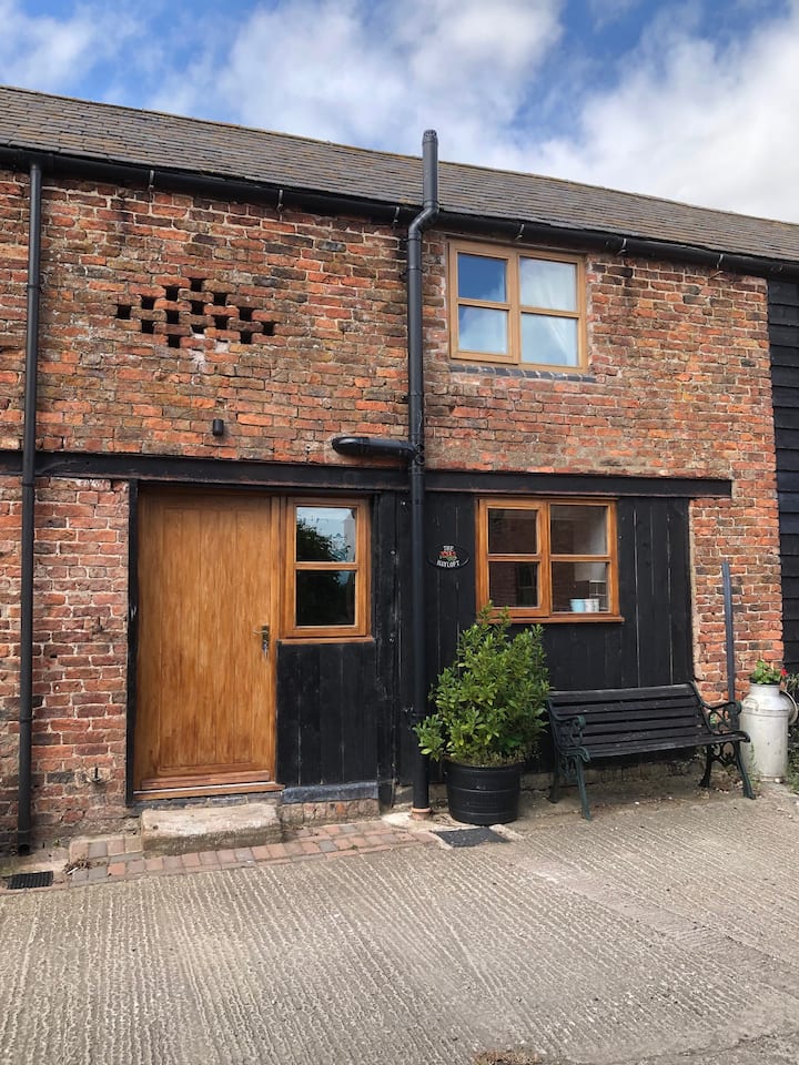 The Hayloft - Rural Barn Conversion - Cheshire