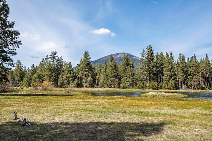 Serene Home On Meadow|black Butte Views|hot Tub|ac - Sisters, OR
