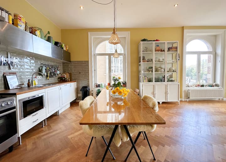 ★ 2br ★ 4p ★ Luxurious Apartment ★ River Views ★ - Amsterdam