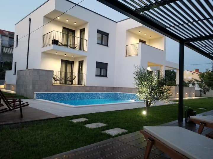 Luxury Apartment With Pool Villa Sobin - Split
