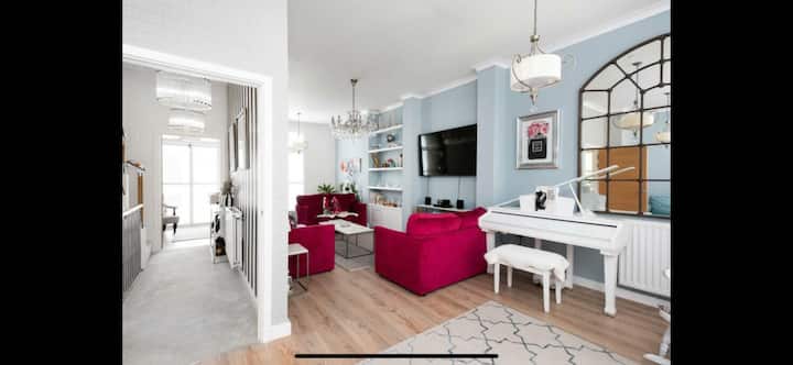 Lavish 4 Bedroom Town House, City Of Bath - バース