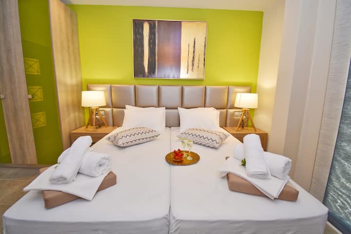 Villa Marinos Olive Green With Shared Pool - Kavos