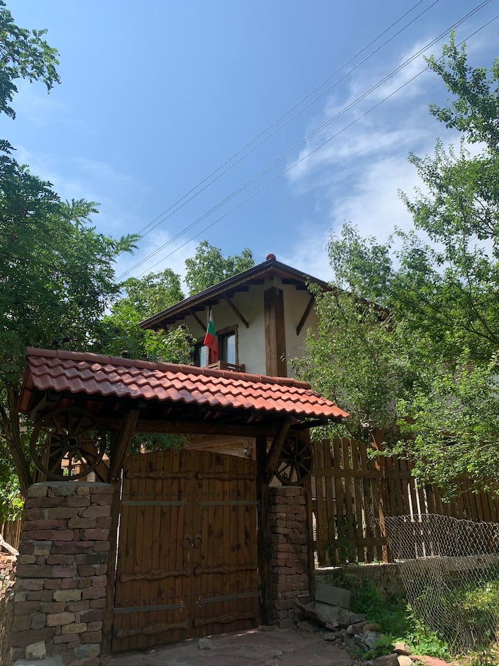 Пачовата къща, за вашата невероятна почивка - Varshets