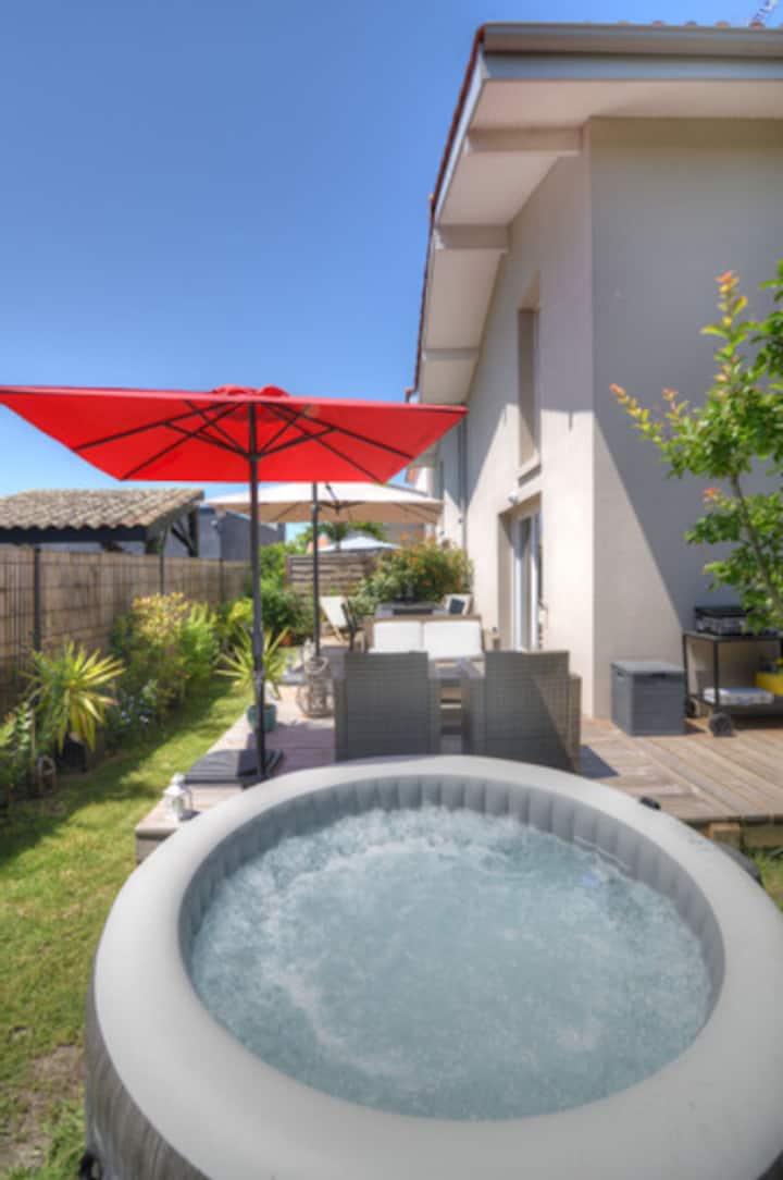 Belle Maison 4*
Spa 3chambres 3sdb & Jardin Clos - Arcachon