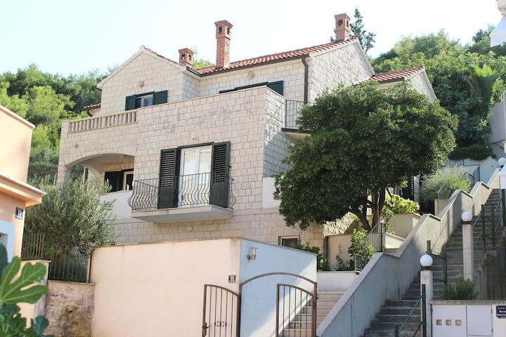 Bayview Villa - Omiš