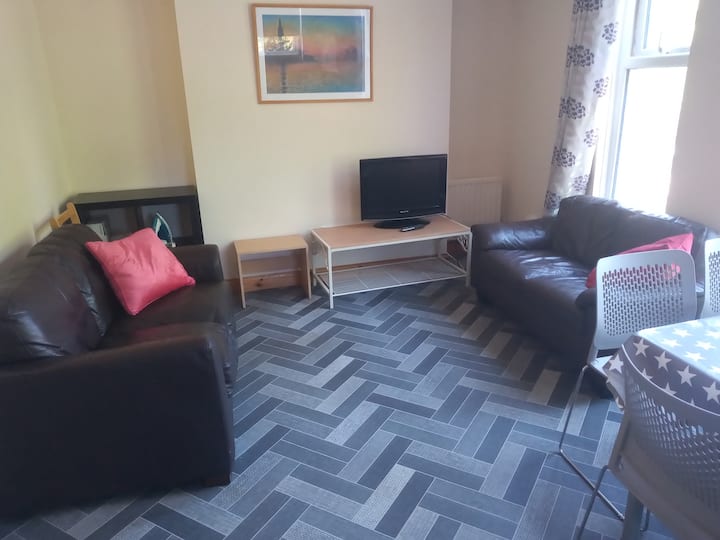 An Apartment At Stranmillis With 3 Bedrooms - Belfast
