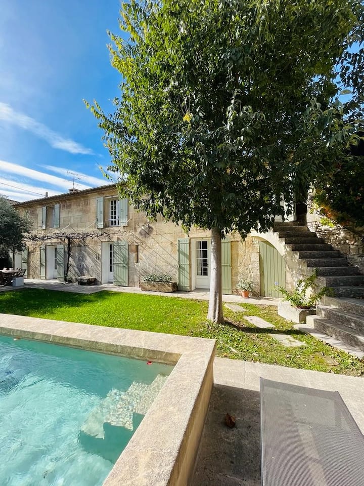 Mas Du Xviii  Entièrement Rénové - Arles