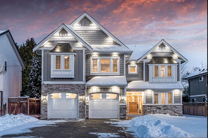 Beautiful Home - Great For The Whole Family - Langley