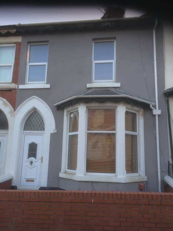 Refurbished 3 Bed House In Central Blackpool - Blackpool