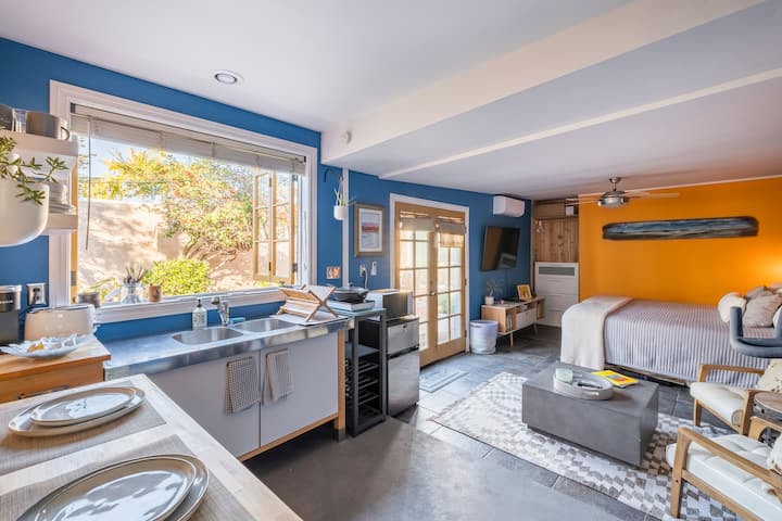 Vibrant Baja Inspired Casita- Central & Convenient - El Cerrito - San Diego