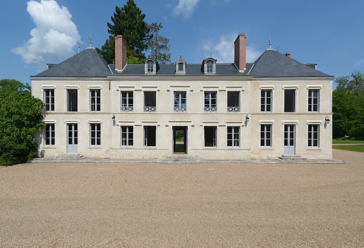 Château Au Cadre Exceptionnel - Beaugency