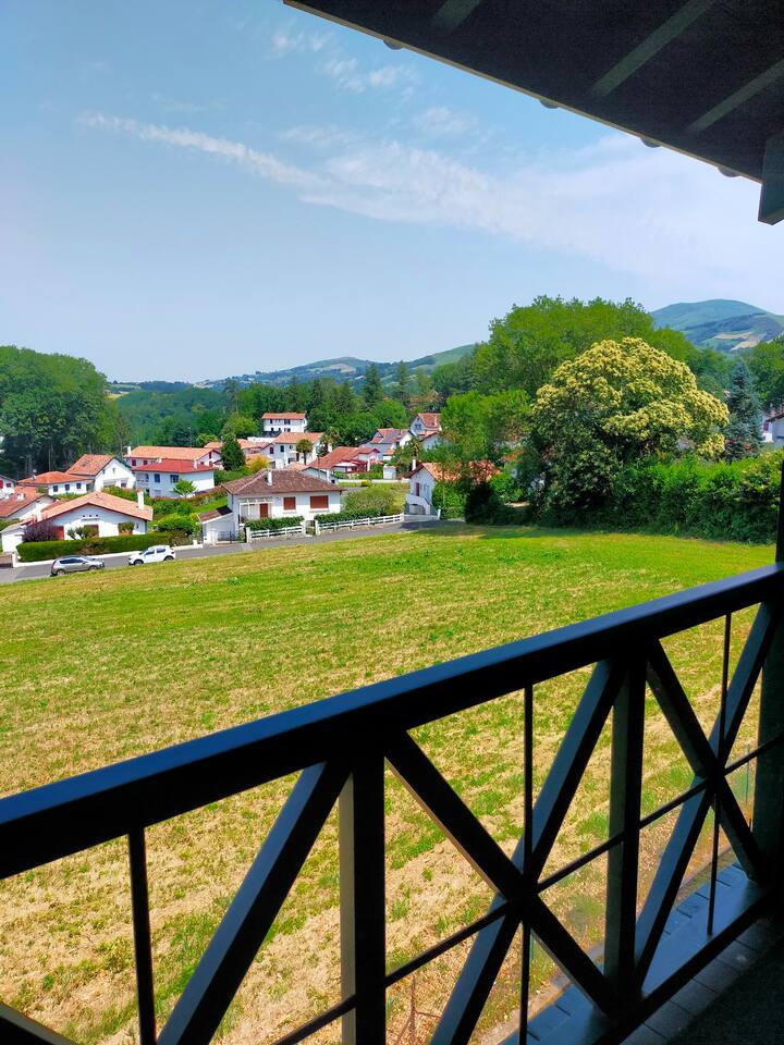 ❤️Charmant Studio Balcon❤️ Centre Ville❤️ Parking - Cambo-les-Bains