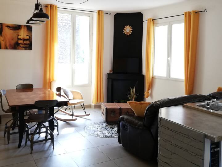 Agréable Maison De Ville Aux Portes Des Cévennes - Saint-Ambroix