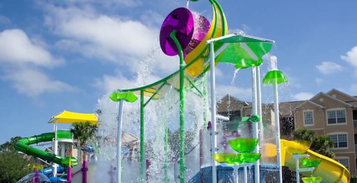 New Luxury Condo Near Disney - Celebration, FL