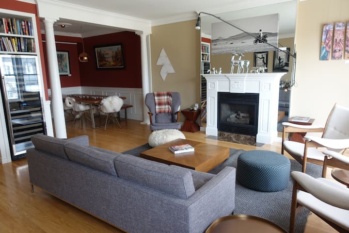 Luxurious Large 3 Bedroom House In Varsity View - Saskatoon