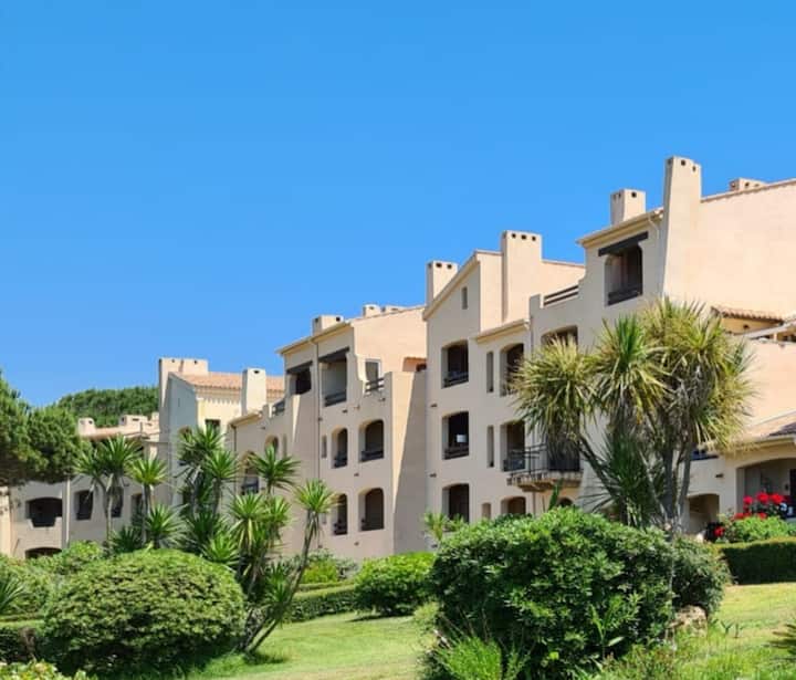 Magnifique Duplex En Bord De Mer Avec Piscine - Calcatoggio