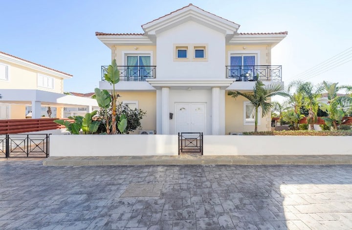 Napa Heights Villa - Agia Napa