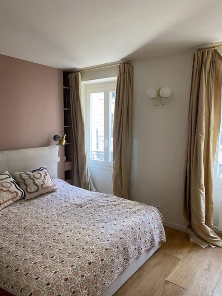 Charming Apartment In Montmartre - Paris 9e Arrondissement