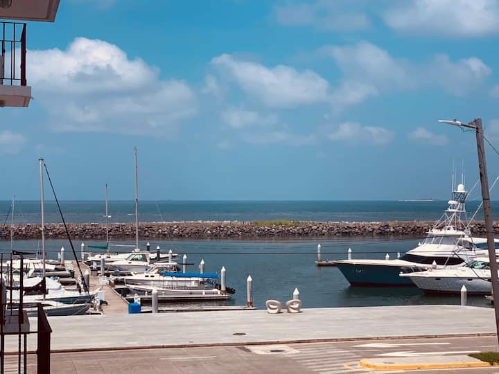 Departamento Muy Bien Ubicado Con Vista Al Mar. - Veracruz