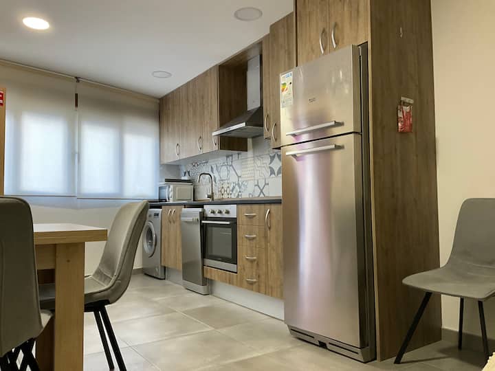 Piso En Casco Antiguo A 50 Metros De La  Playa - Vinaròs