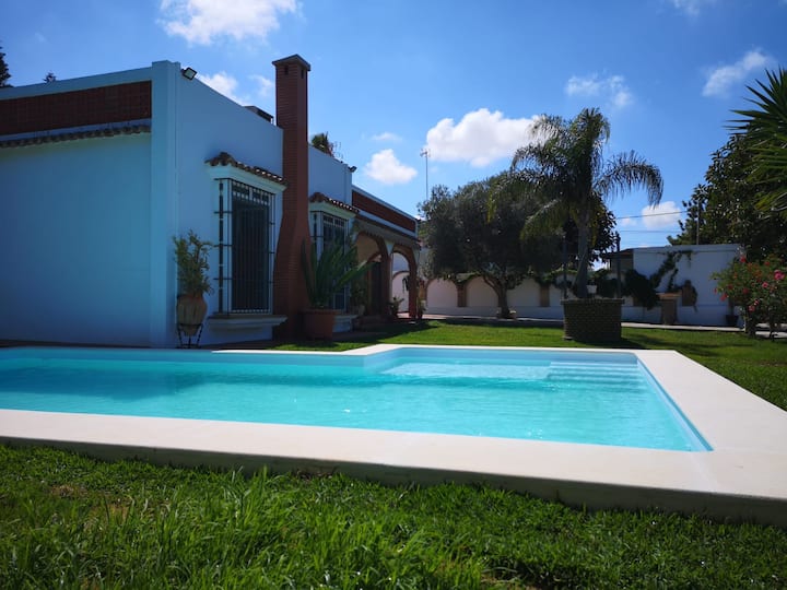 Agradable Villa Con Piscina (Villa Rosi La Jara) - Chipiona