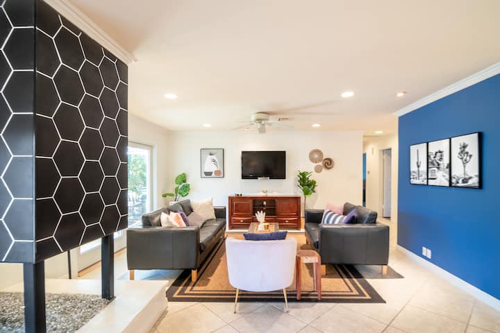 Family Oasis With Mountain Views, Heated Pool* - Phoenix