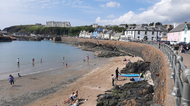 Garden Flat Steps From Beach, Restaurants, Shops - Portpatrick