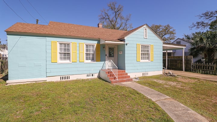 Charming 3-bedroom Beach Retreat - 比洛克西