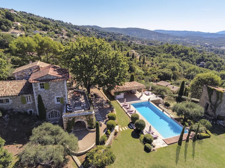 Unique 7 Bed, 7 Bath Villa, W Additional Apartment - Montauroux