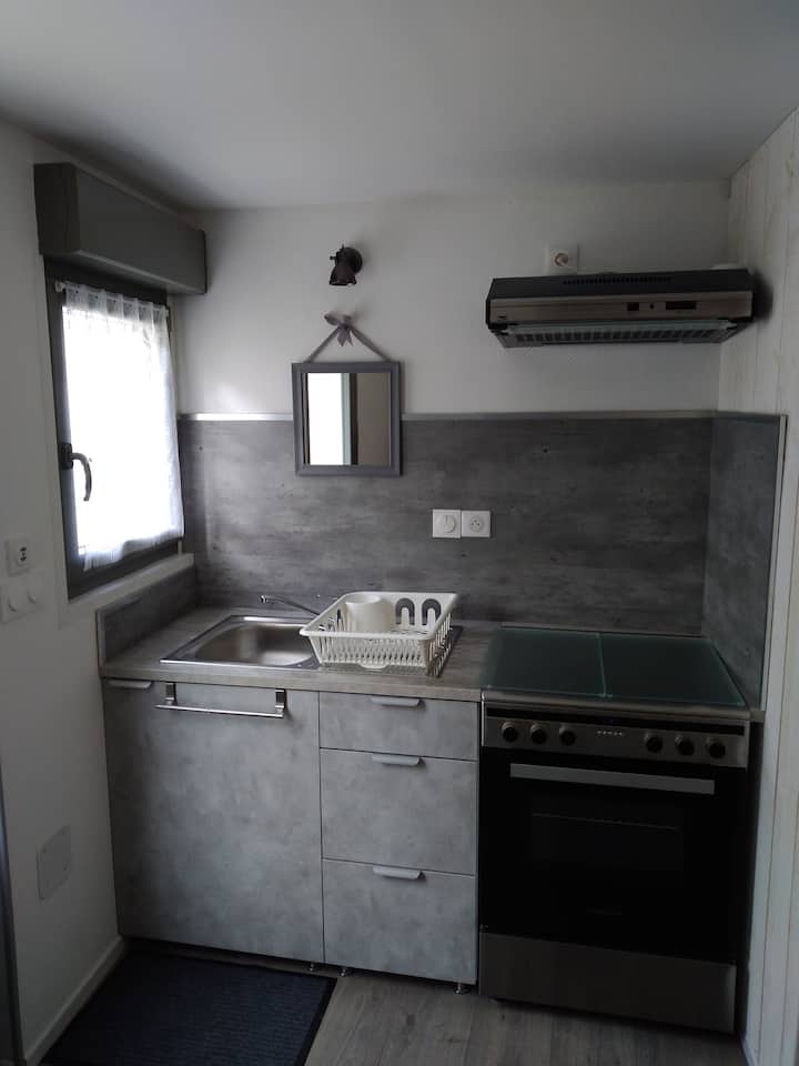 Studio 25m² Au Calme Proche Centre Ville 2 Pers. - La Bourboule